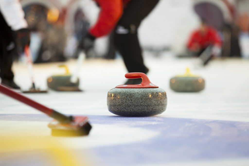 Qu’est-ce que le Curling ? – Intersport29.fr